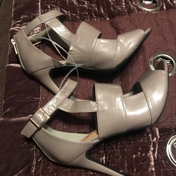 mark. | Shoes | Mark By Avon Gray 4 Strap Heels Back Zipper | Poshmark